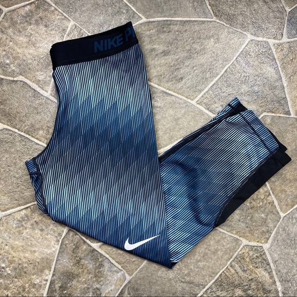 Nike | Pants & Jumpsuits | Nike Pro Drifit Capris | Poshmark